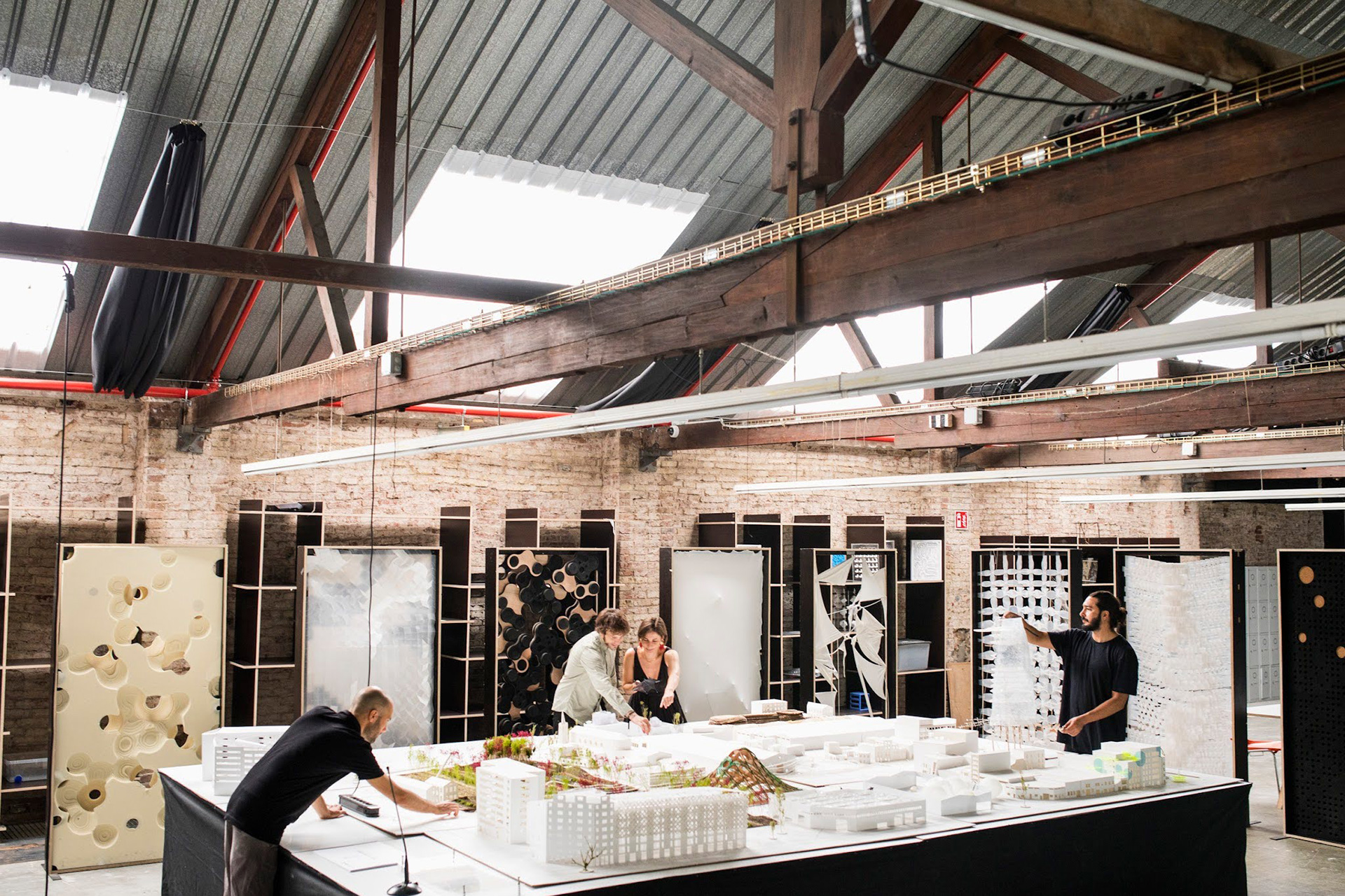 Institute for Advanced Architecture of Catalonia – IAAC - DiDe ...